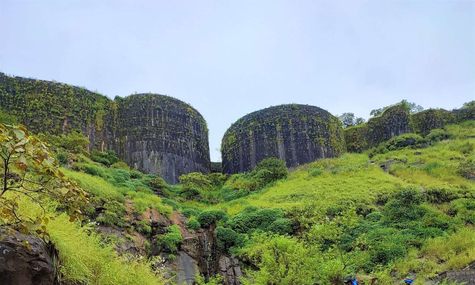 Raigad Fort-How To Reach Raigad Fort - Travel Twilight