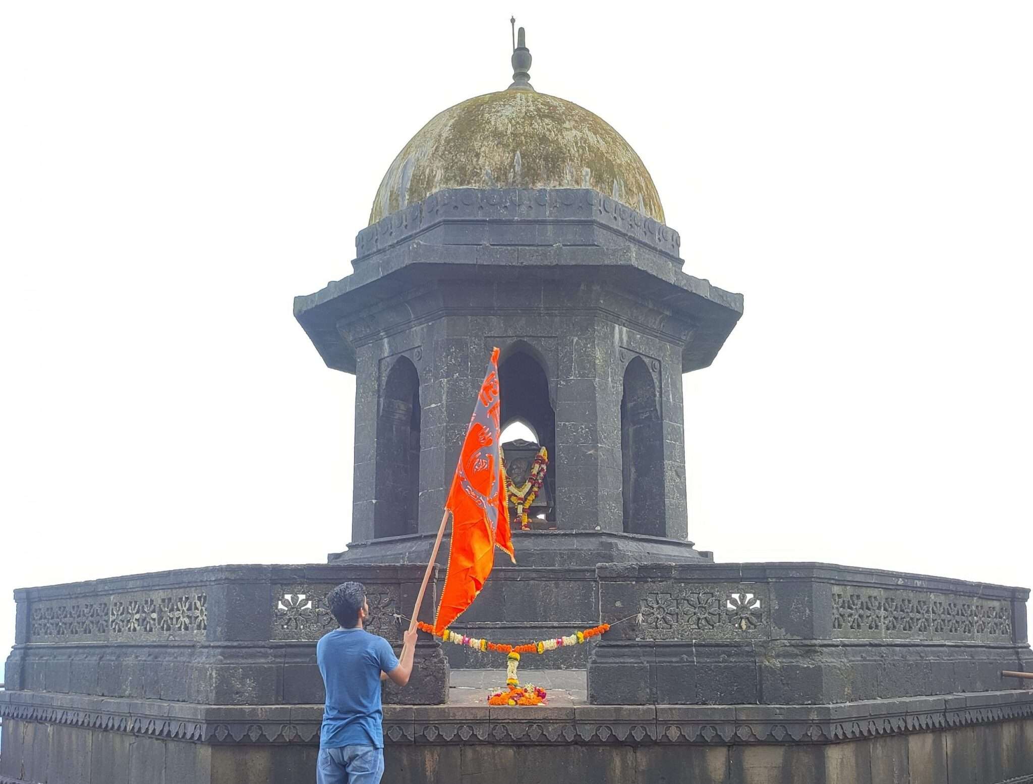 Raigad Fort-How To Reach Raigad Fort - Travel Twilight