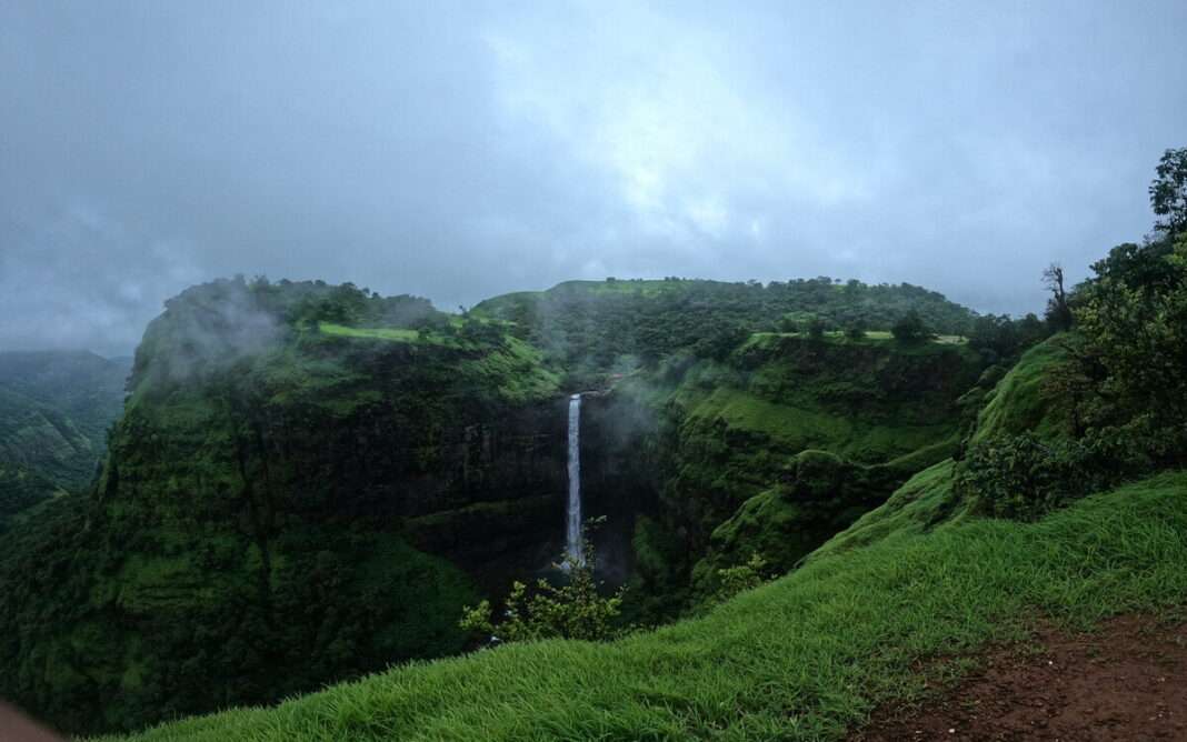 Kumbhe Waterfall Guide: Hidden Gem in Sahyadri | 2025